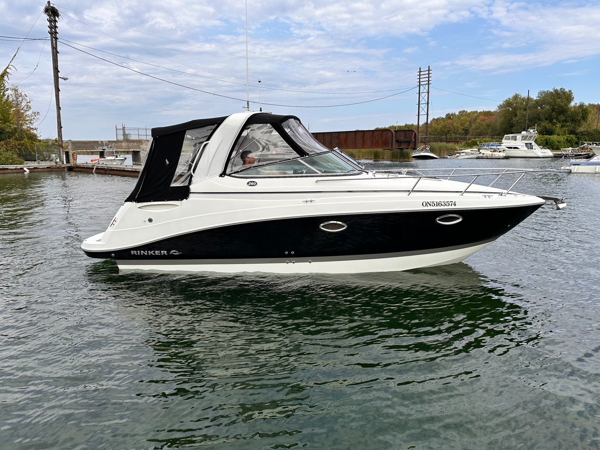 2013 Rinker 260 Express Cruiser Used Express Cruiser Boat for Sale in ...
