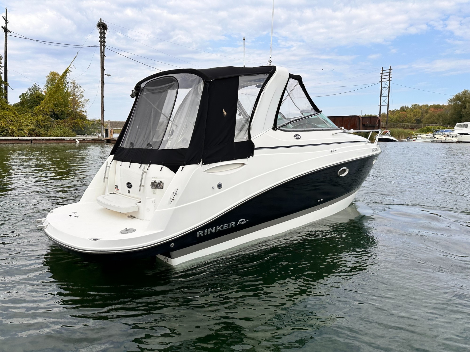 2013 Rinker 260 Express Cruiser Used Express Cruiser Boat for Sale in ...